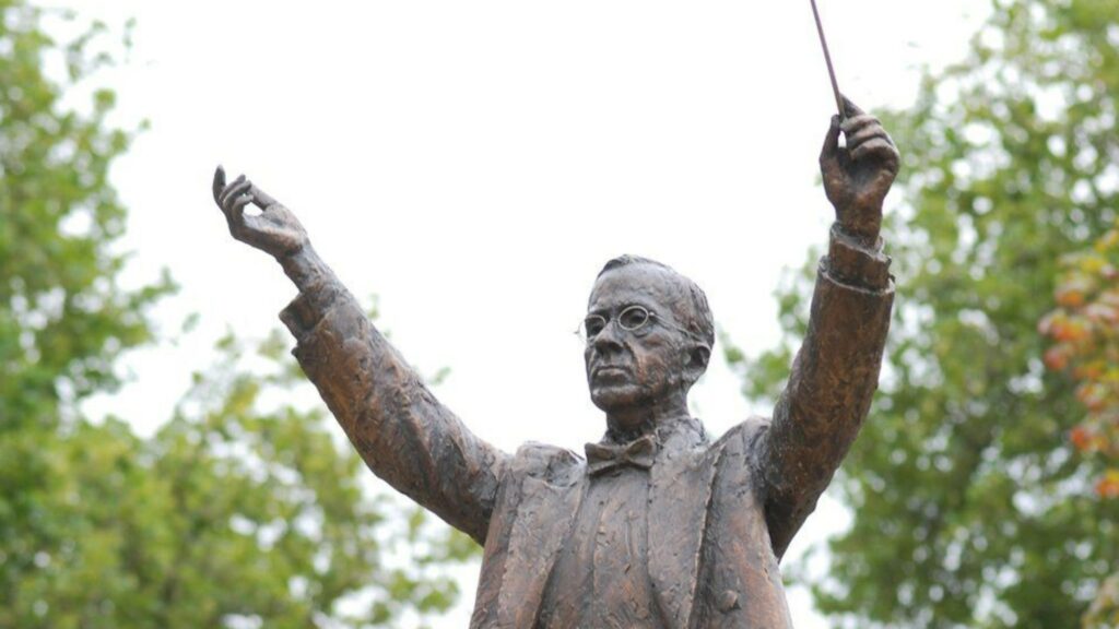 Gustav Holst and the Inspiration Behind "The Planets" : Interlude