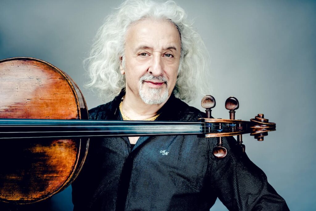 The Dvořák Cello Concerto (Op. 104) According to Famous Cellists