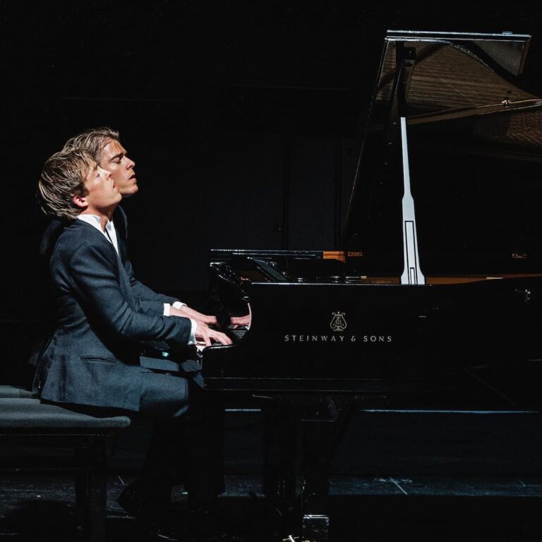 Review: Lucas & Arthur Jussen in Hong Kong