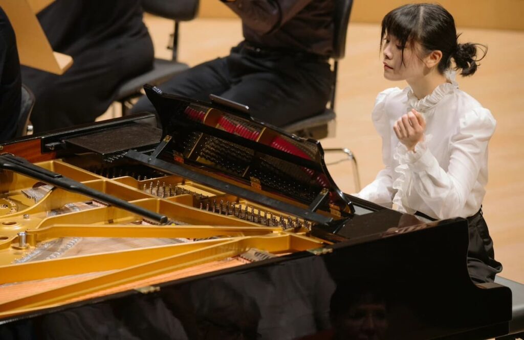 Interview With Hong Kong-Born Pianist Tiffany Poon