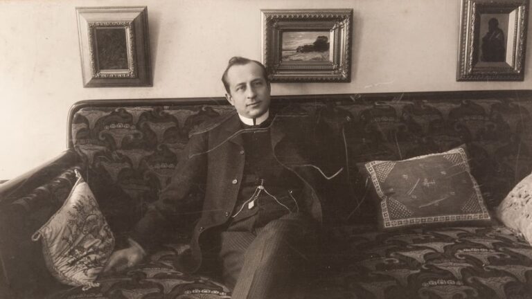 Rachmaninoff’s Piano Concerto No. 1 | History & Premiere