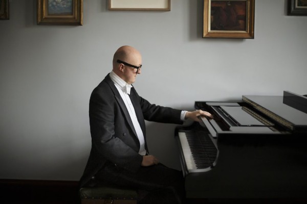 Matthew Schellhorn's 'Odd Sympathies' Piano Album Review