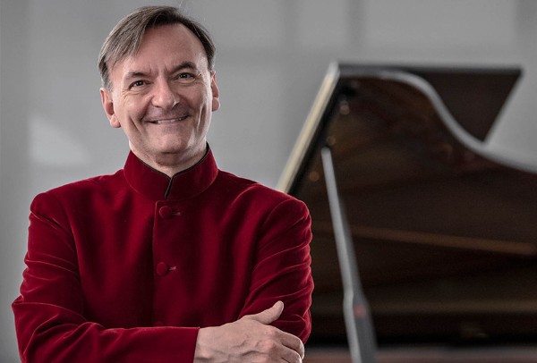 Stephen Hough: Pianist, Composer & Writer Extraordinaire